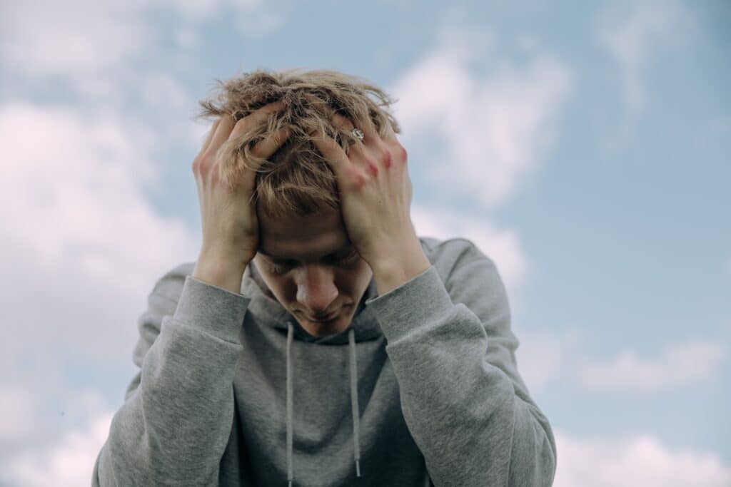 White Knuckling in Sobriety: A Comprehensive Insight